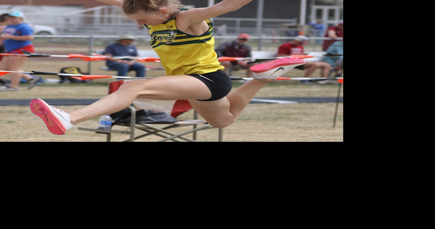 Kearney Catholic senior hitting stride in triple jump as high school ...