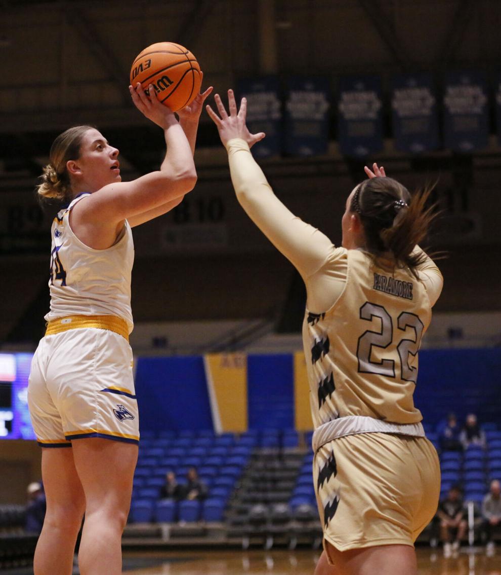 PHOTOS: UNK womens basketball vs Emporia State