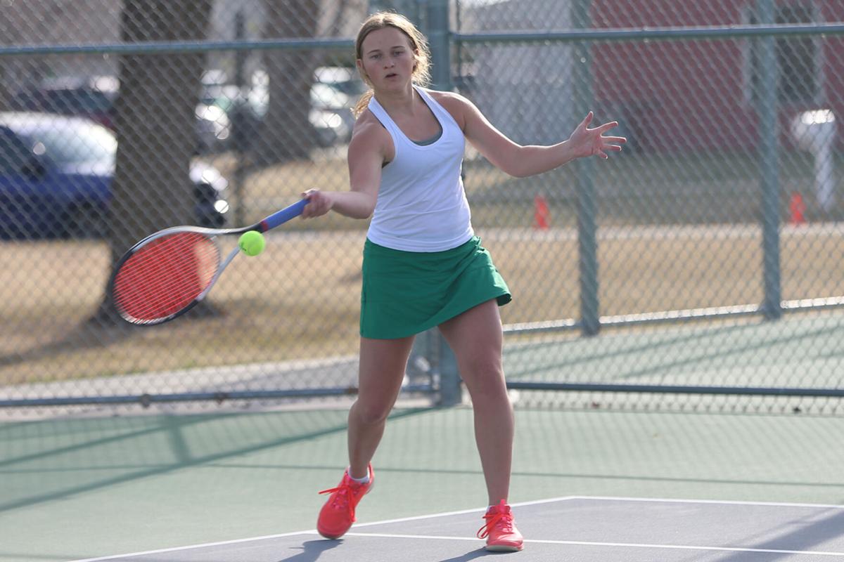 Kearney Catholic opens season in loss to Grand Island Central Catholic