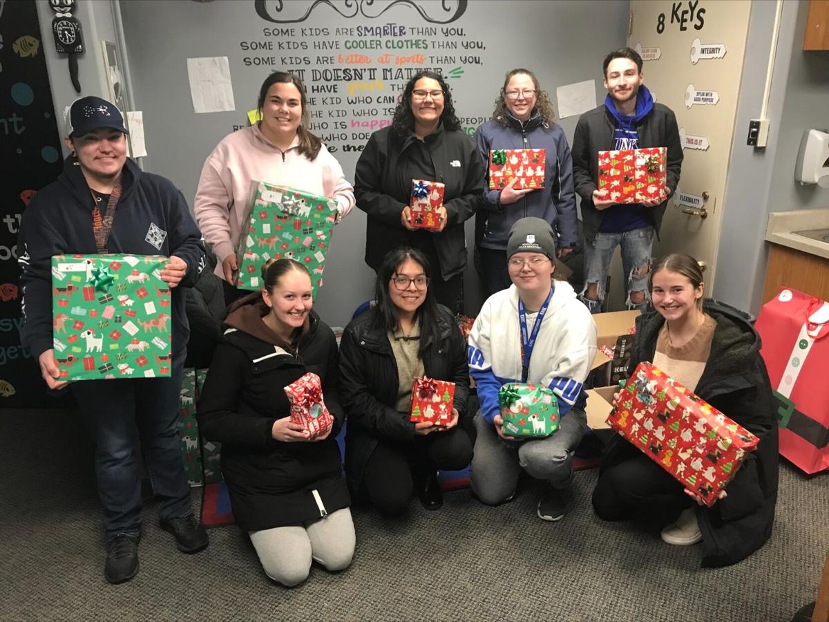 UNK students give back to Kearney children for the holidays