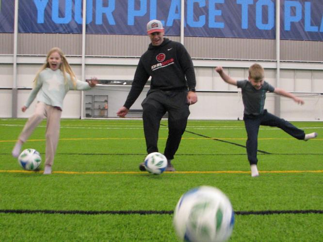 Visitors to Kearney SportsPlex open house give rave reviews