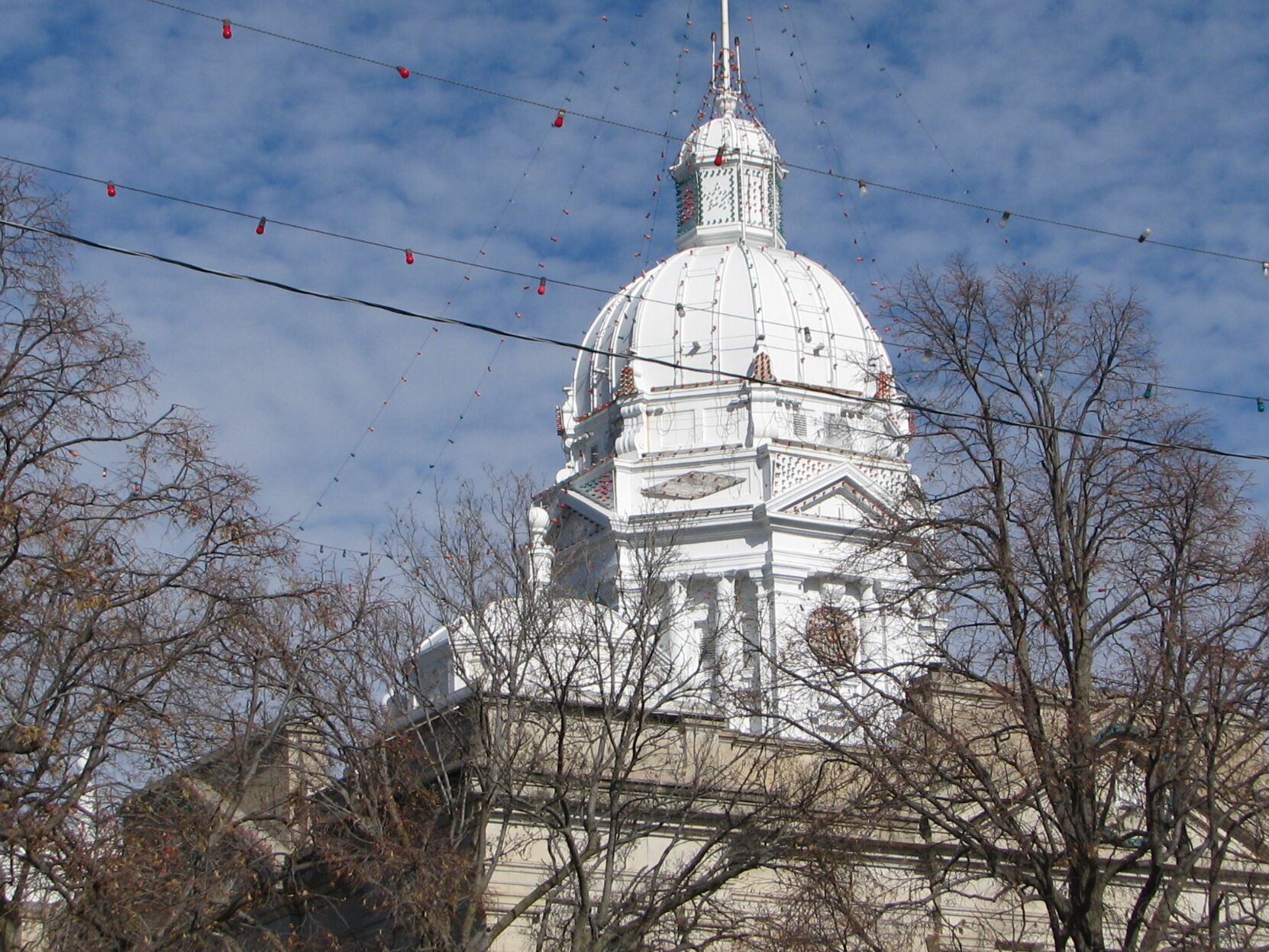 Historic courthouse dome in Minden is in jeopardy from rust