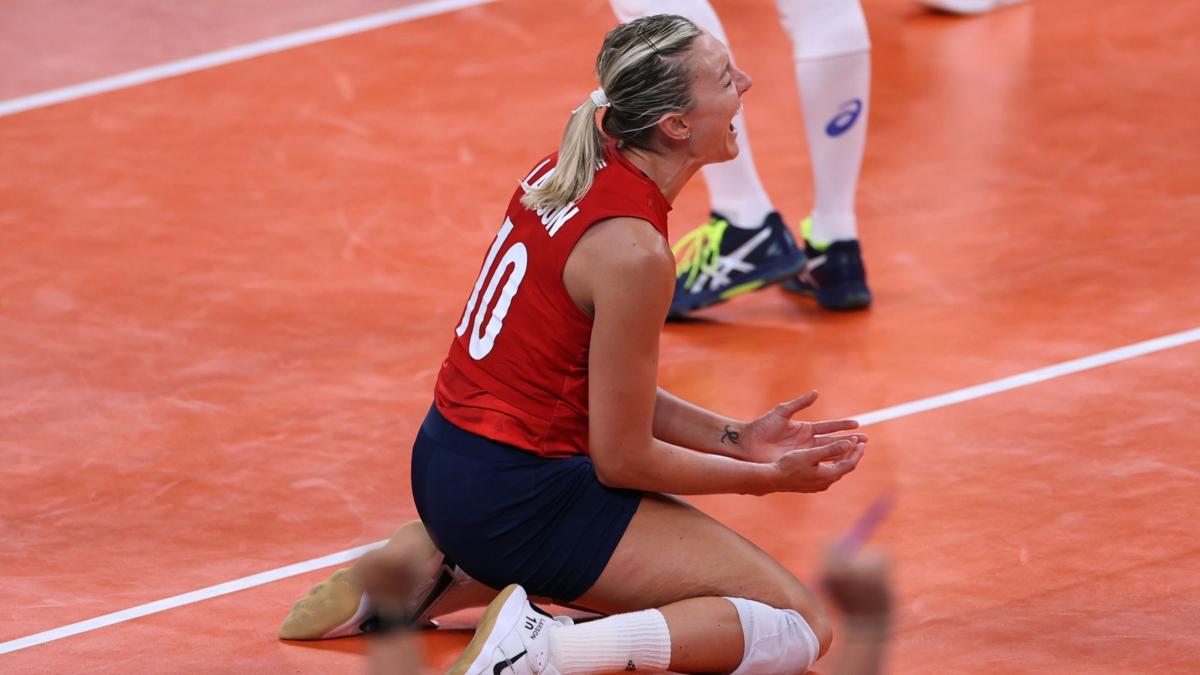 Jordan Larson unretires from U.S. National team