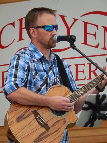 Country artist Justin Kane performing in Kearney, Grand Island this week