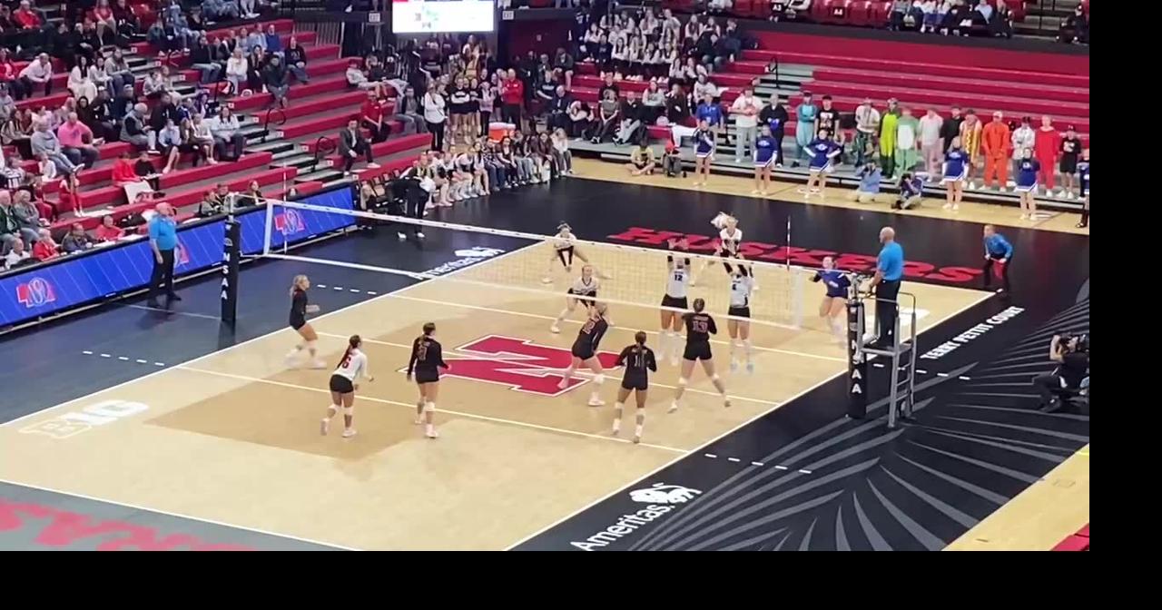 STATE CHAMPIONS: Amherst gets reverse sweep of Overton for D1 Crown
