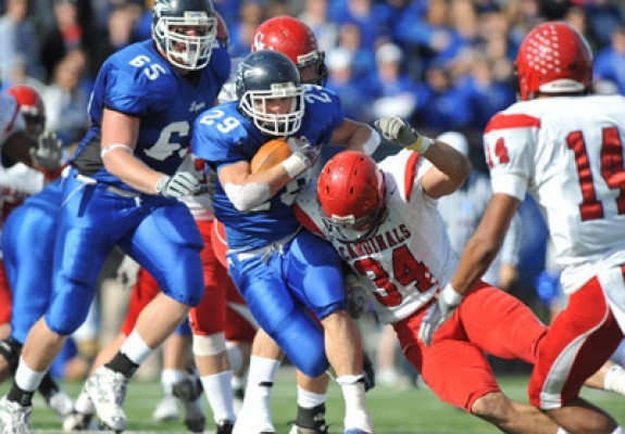 UNK comes back in second half for first-ever playoff win; defending ...