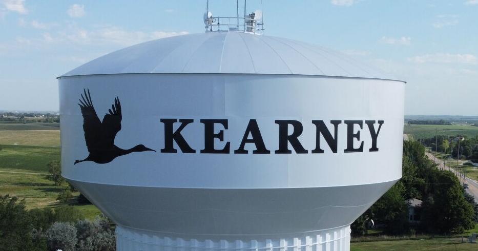 Kearney's new water tower will be raised Saturday
