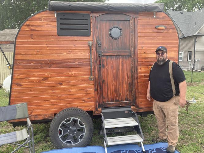 Nebraska man got bored, so he built his family a camper