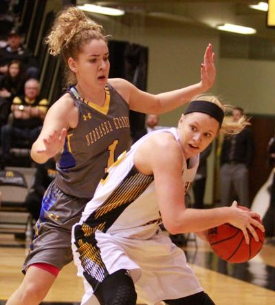 No. 1-ranked Tigers need overtime to get by Lopers