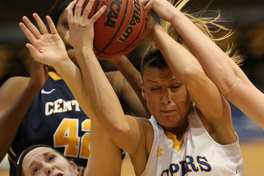 Lopers pull off upset of No. 9-ranked Central Oklahoma