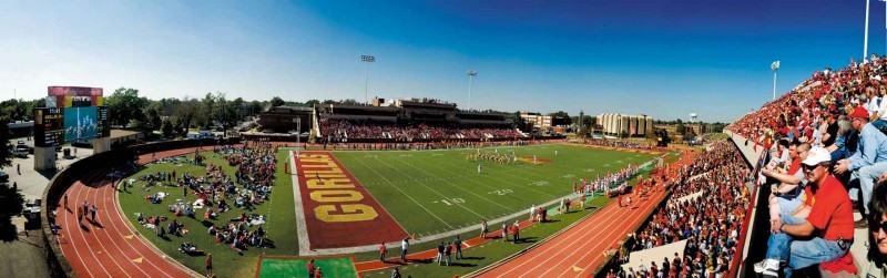 Game Day at Pittsburg State ‘like Gainesville’