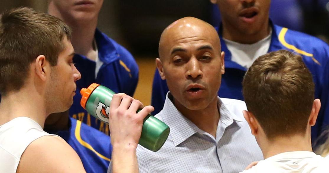 UNK’s Kevin Lofton signs contract extension through 2023