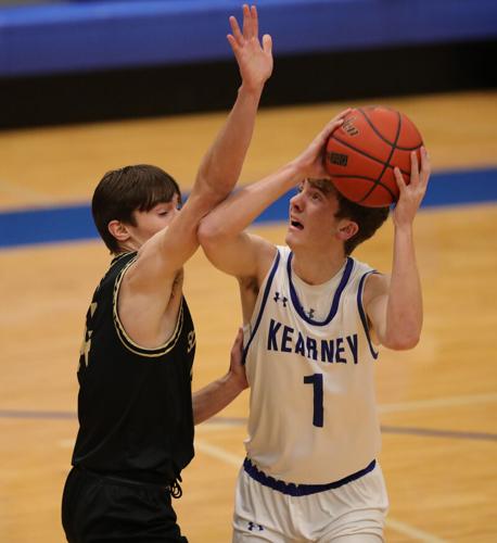 Kearney High Bearcats survive loss of Vanderbeek, claim gritty win over ...