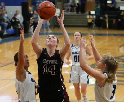 Ravenna girls beats Centura in clash of top two Class D-1 teams