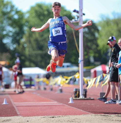 Kearney Catholic girls win Class C State Track Championship