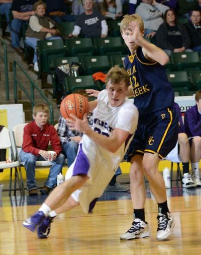 Overton, Elm Creek stroll to FKC finals