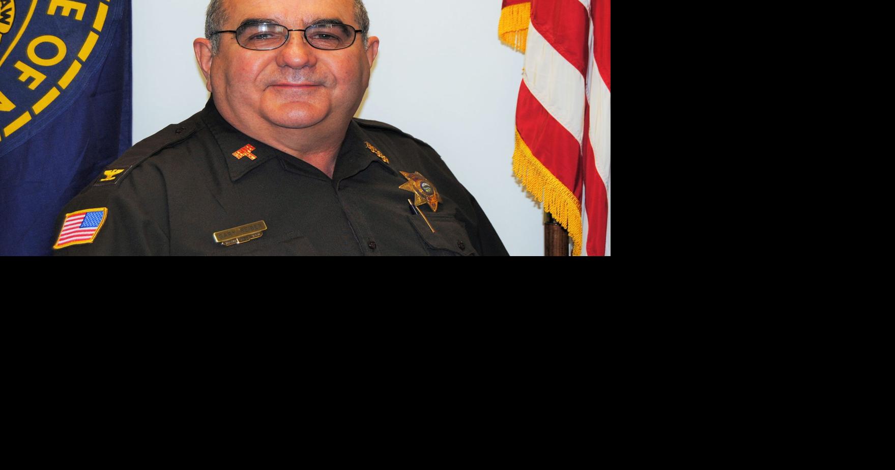 Dawson County sheriff hanging up his badge