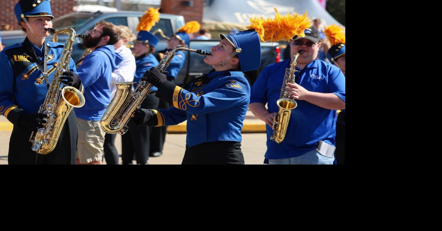 UNK homecoming features a parade and a win for the Lopers