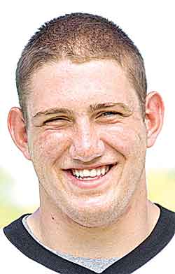 Kuck, Manhart named to All-MIAA football team