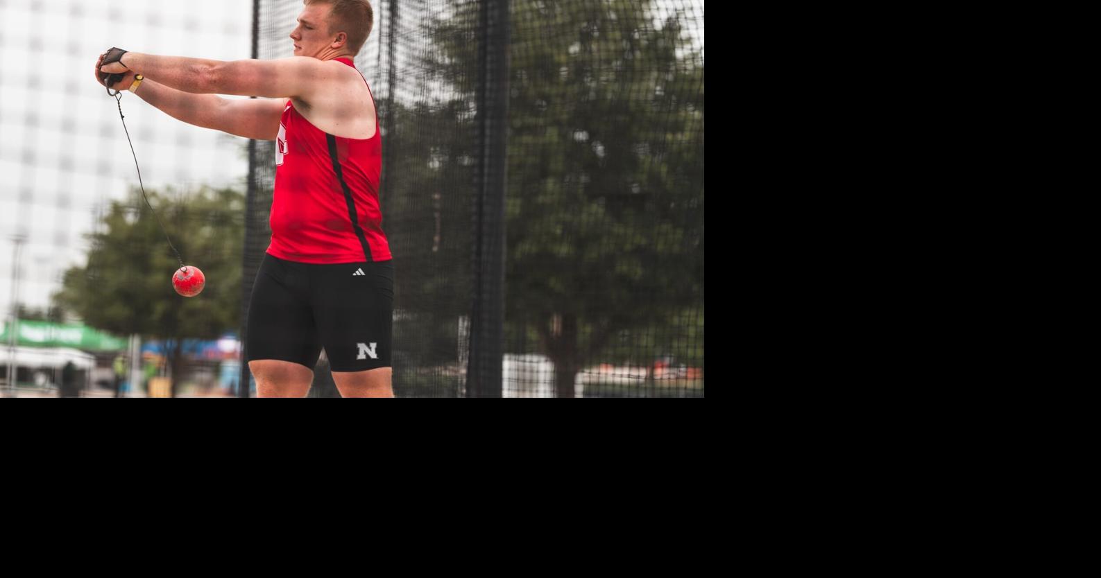 How Seth Schnakenberg went from student manager to Nebraska hammer thrower