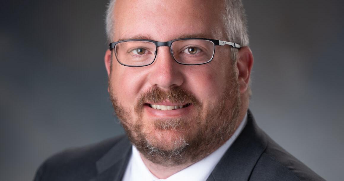 Dustin Mitchell to lead Central Elementary next fall