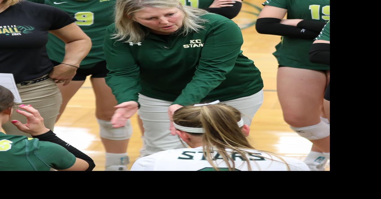 Kearney Catholic coach Kris Conner picks up her 700th victory