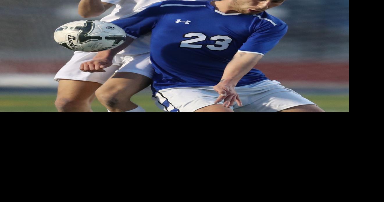 Kearney High's Royce Austen named Gatorade Nebraska Boys Soccer Player ...