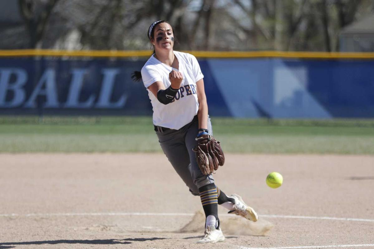 Housholder, Merrill end Lopers’ losing streak with a sweep