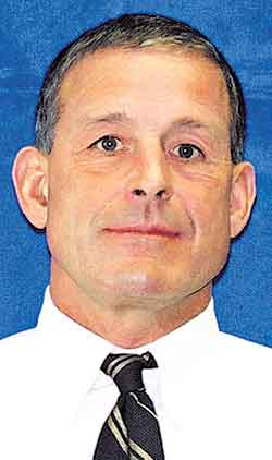 Lopers' Kropp passes torch to Lofton after 39 years of coaching ...