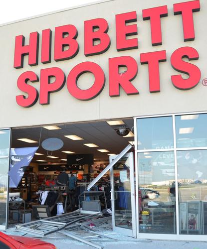 Kearney man accused of intentionally driving into Lexington's Hibbett ...