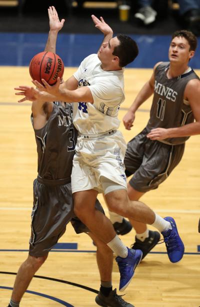 UNK basketball sweeps RMAC foes