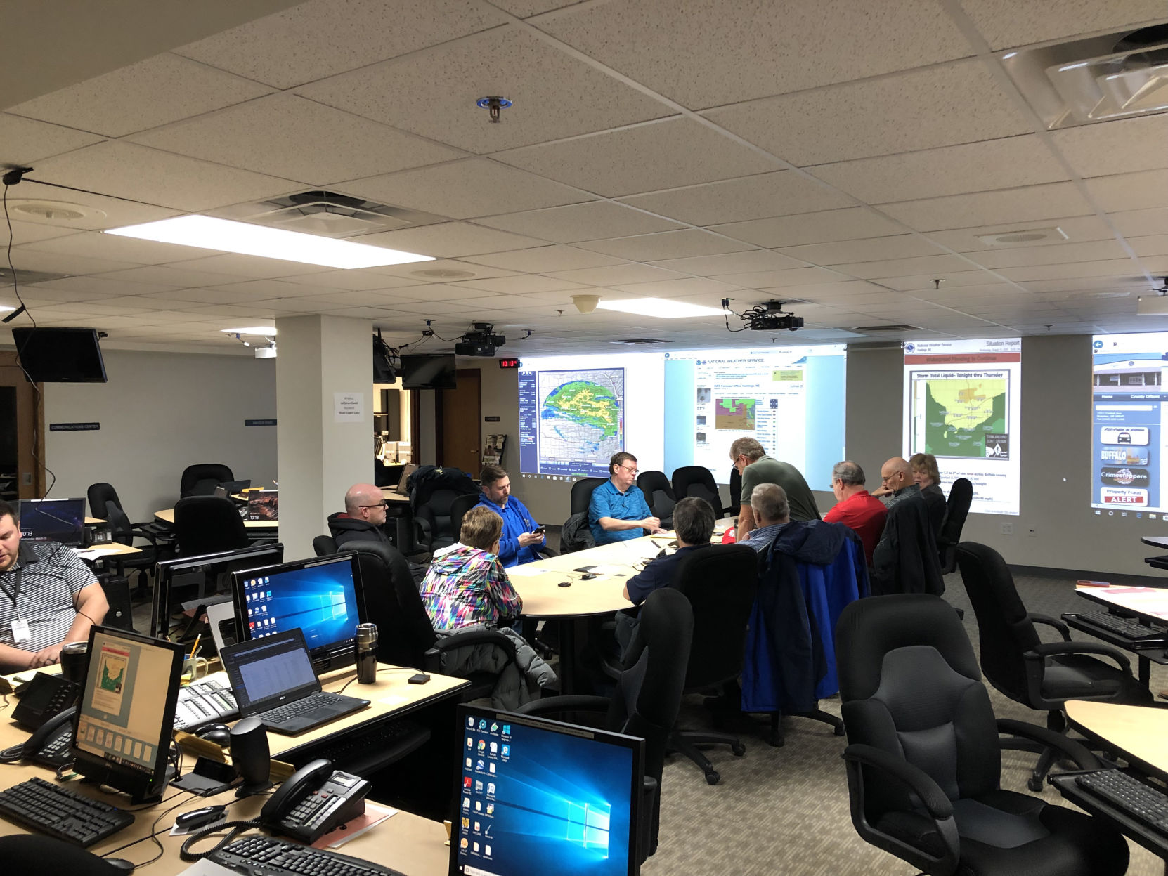 Kearney NE: Weather spotters on call for changing weather