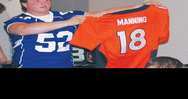 Loper football program nets $165K at fundraiser banquet