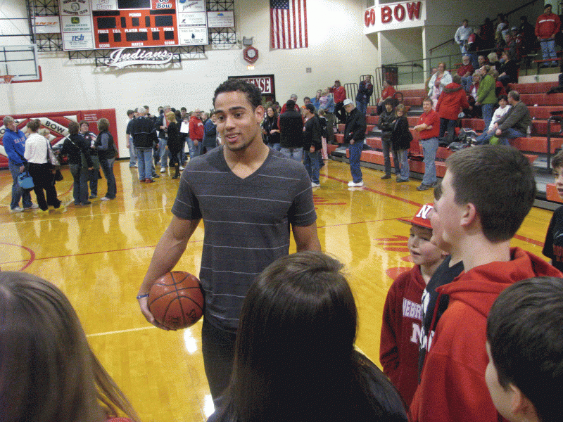 Husker Eric Hagg speaks to B. Bow students about life as Christian