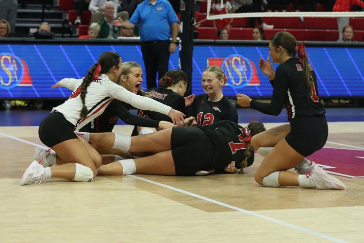 STATE CHAMPIONS: Amherst gets reverse sweep of Overton for D1 Crown