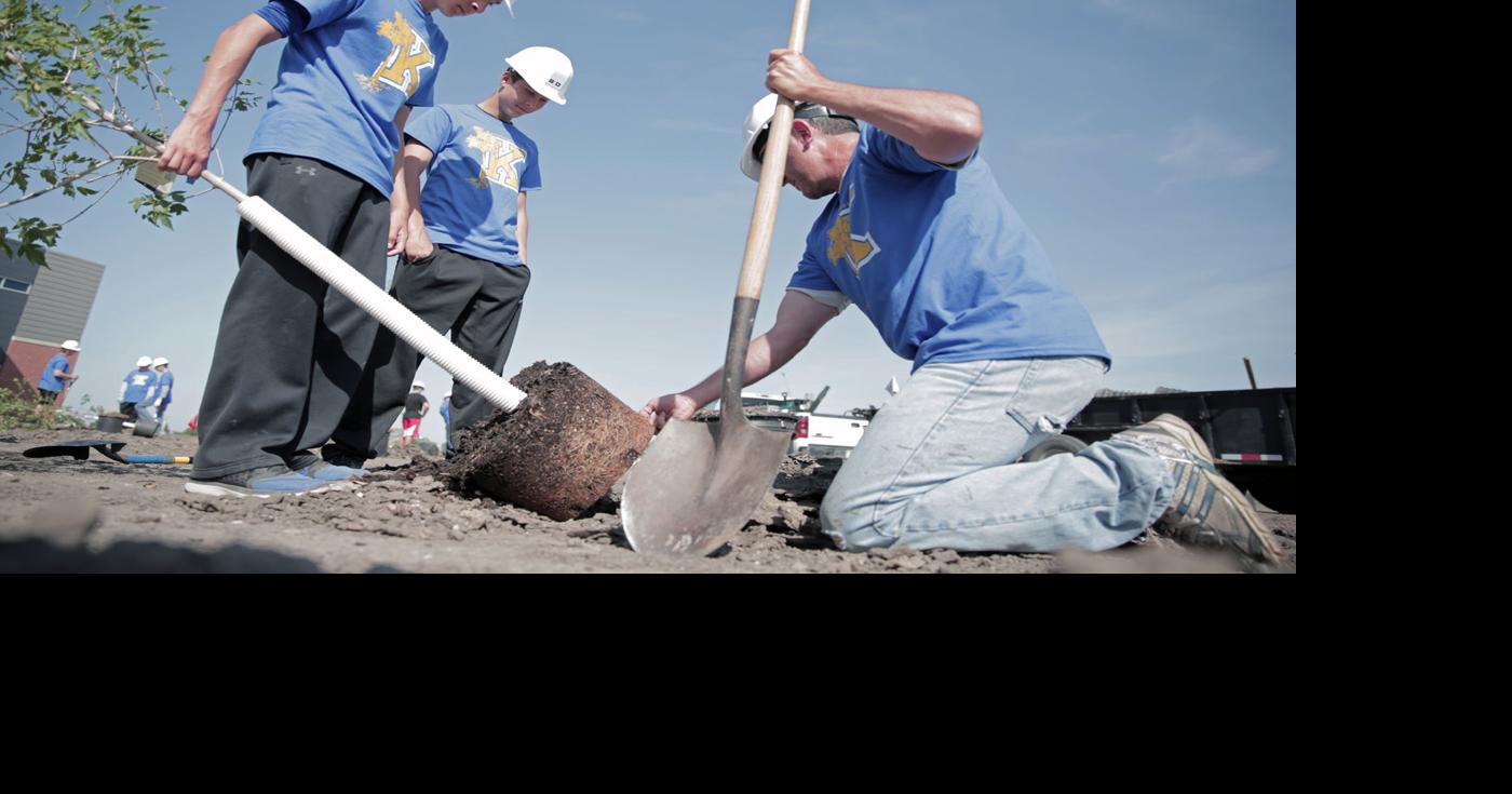 Volunteers plant 300 trees at new KHS