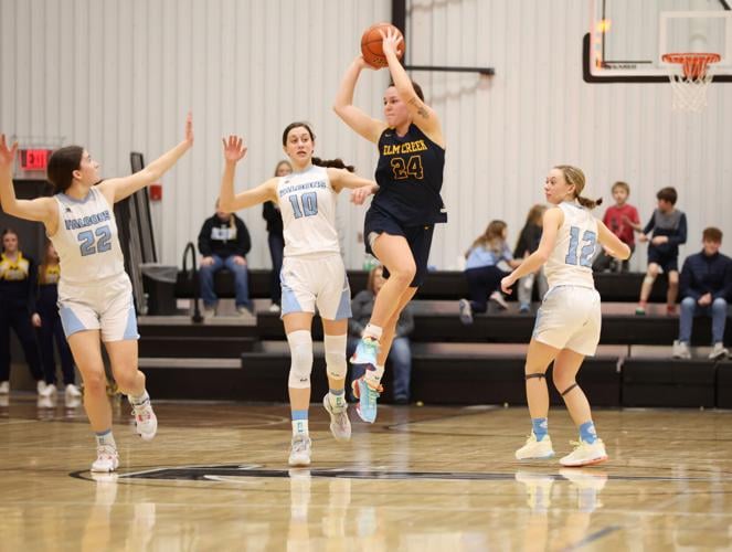 Wilcox-Hildreth girls avoid upset, advance to semifinals in FKC Tournament