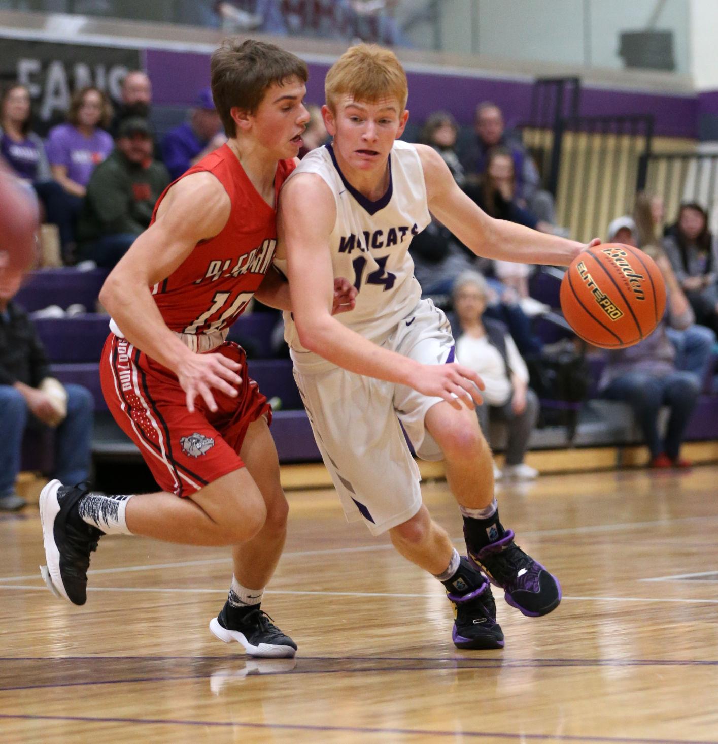 Pleasanton holds off Axtell comeback