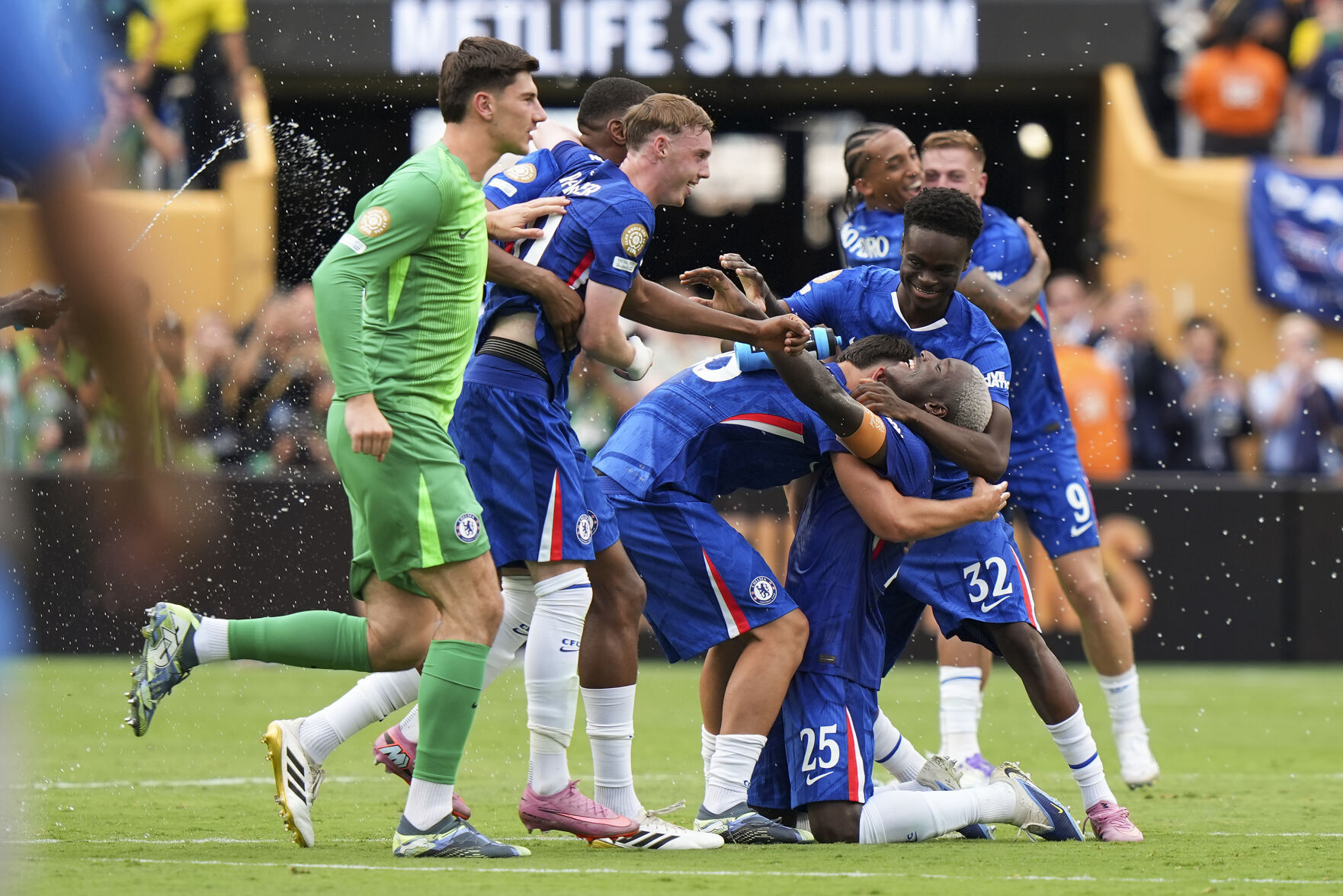 Club World Cup recap: Empty seats, Chelsea victory