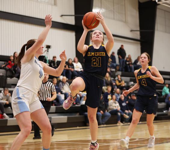 Wilcox-Hildreth girls avoid upset, advance to semifinals in FKC Tournament