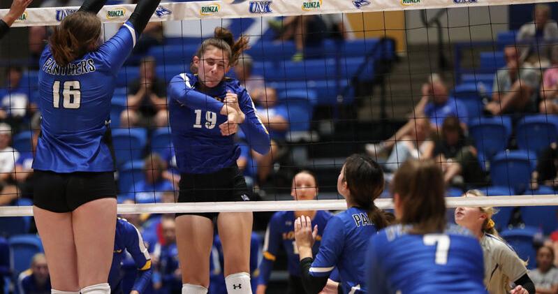 Photos: UNK vs York volleyball