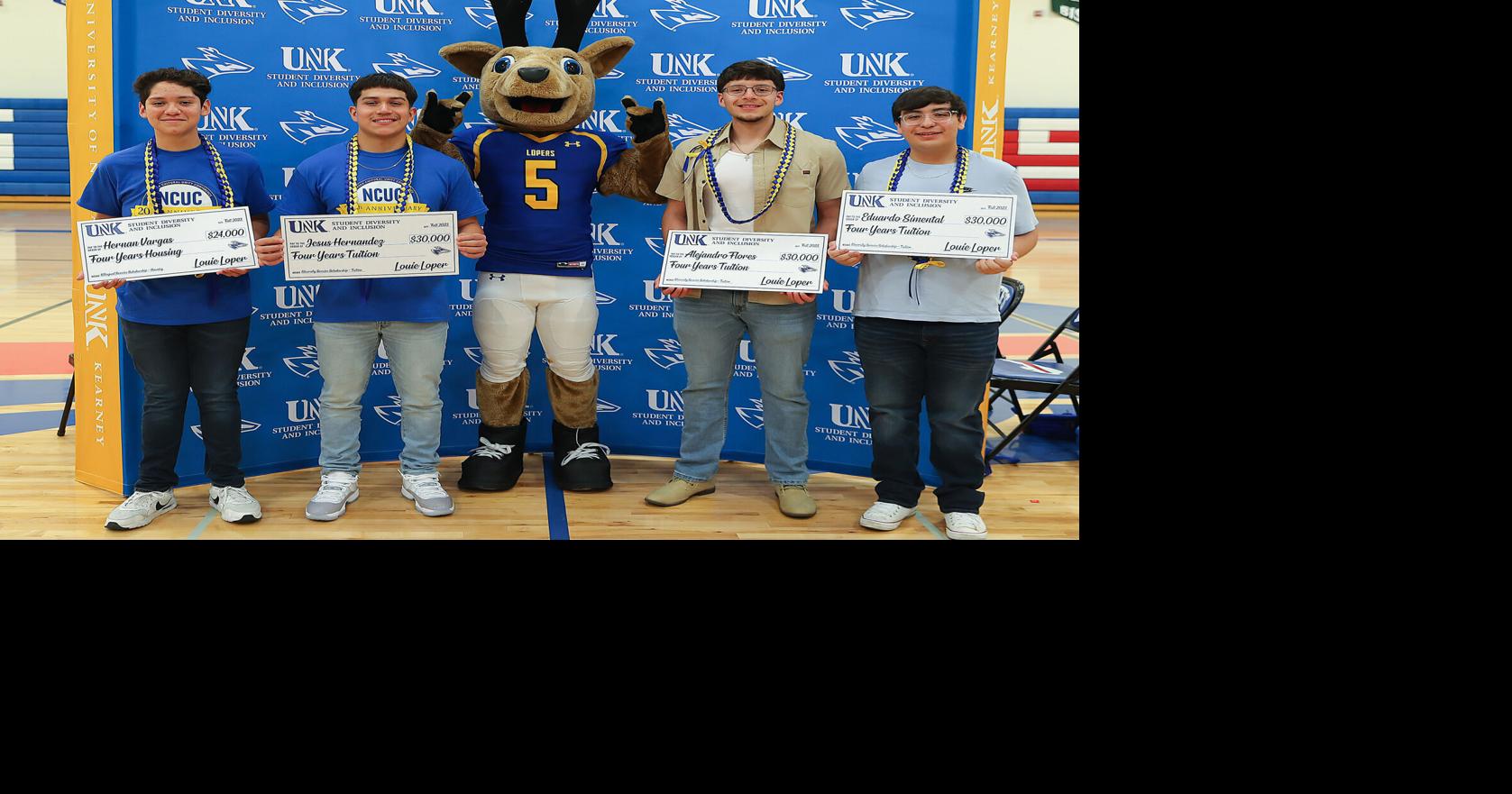 At UNK scholarship ceremony, college dreams become reality