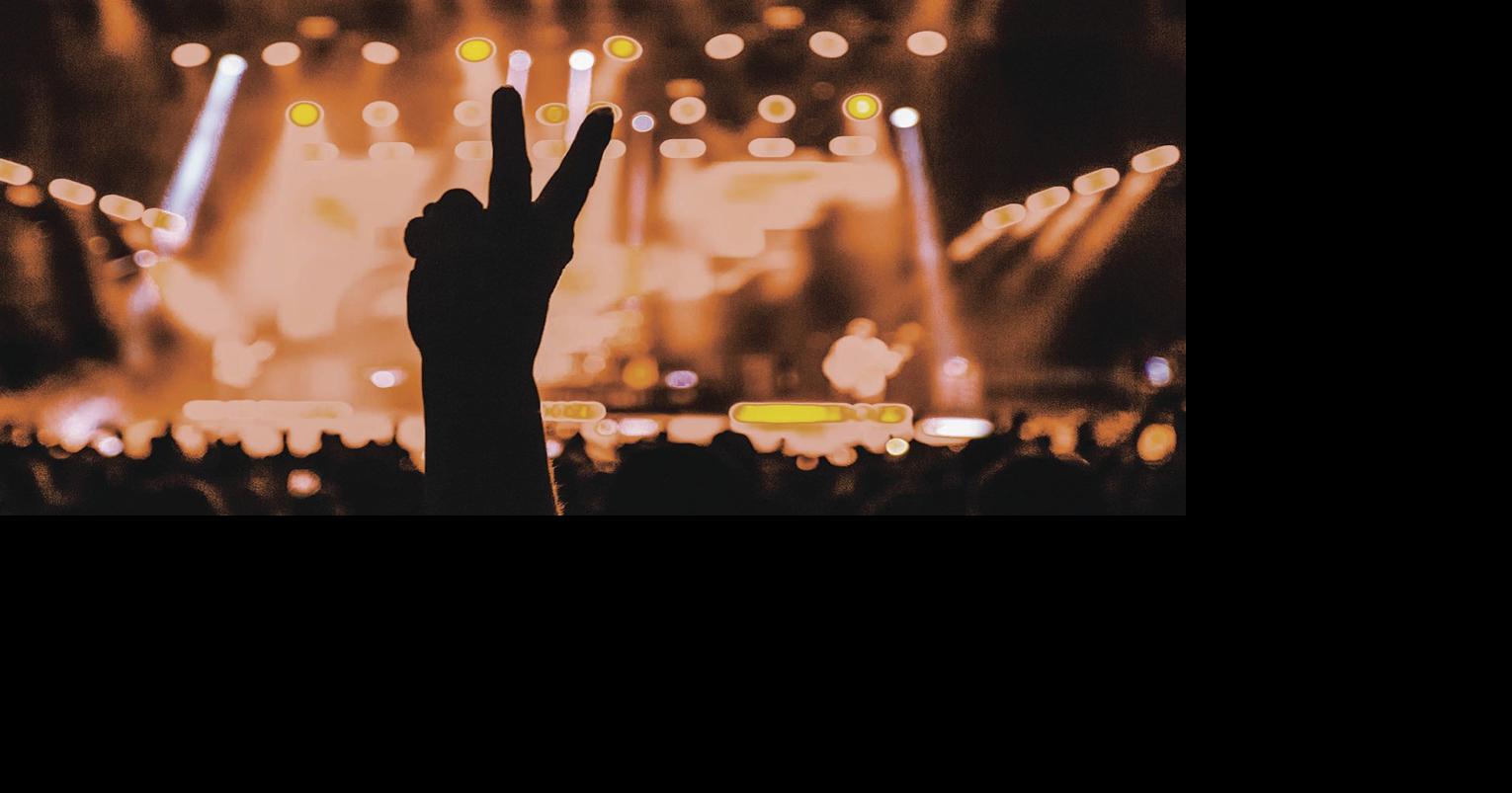 RetroActive gives audience taste of the 80s at Minden Opera House