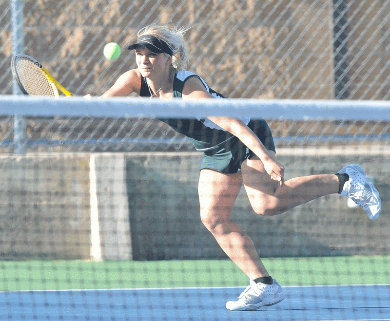Stars tennis sweeps York, improves to 7-2 in duals