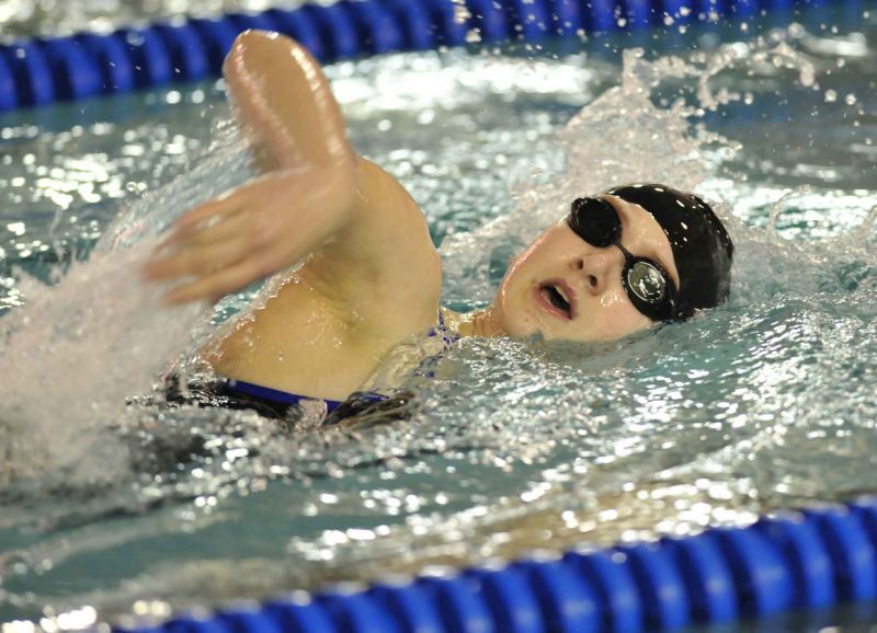 Kearney High girls edge Norfolk at home swimming dual