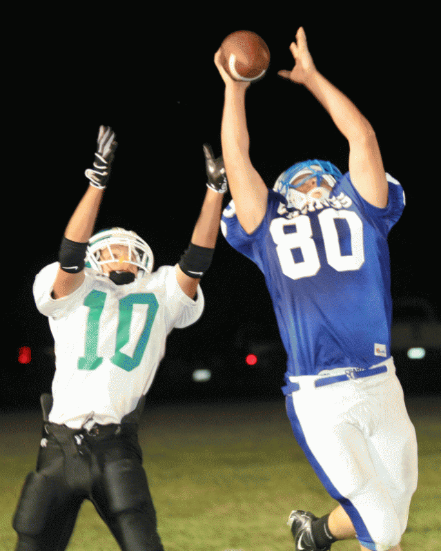 Halfback pass sends Bertrand past Loomis