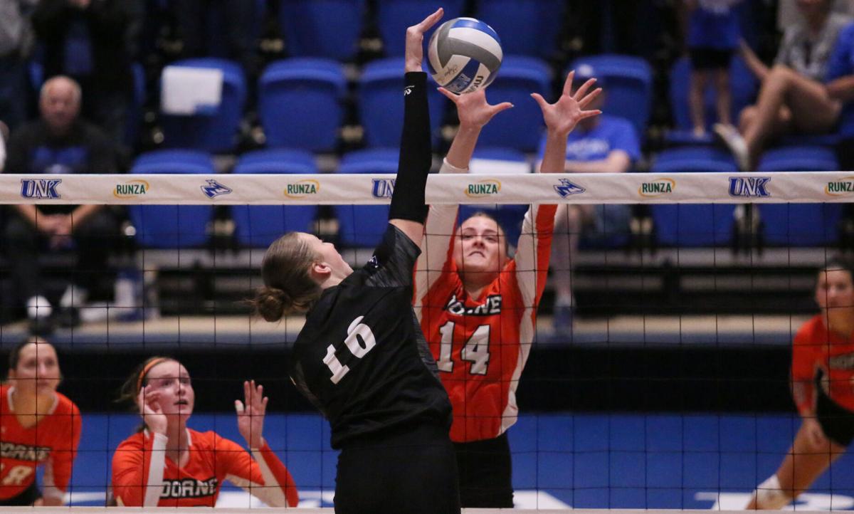 UNK women's volleyball team kicks off homestand sweeping Doane