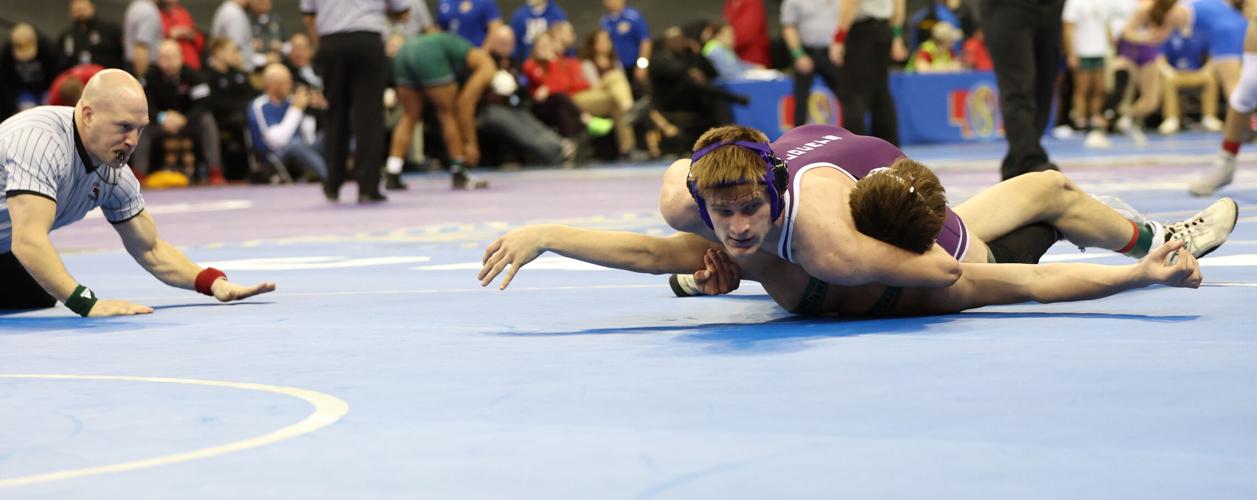 3 Hub Territory girls advance to state wrestling semifinals