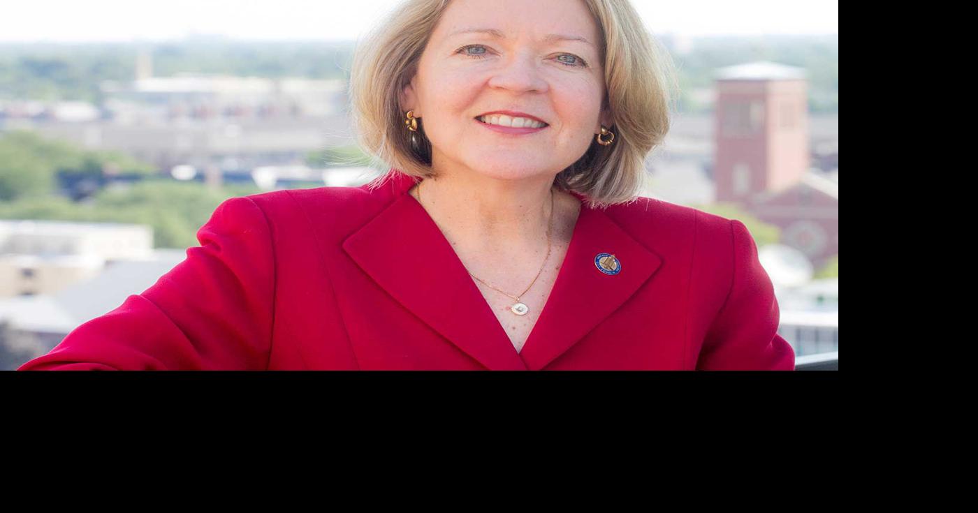 Democrat Jane Raybould sets sights on Deb Fischer’s Senate seat