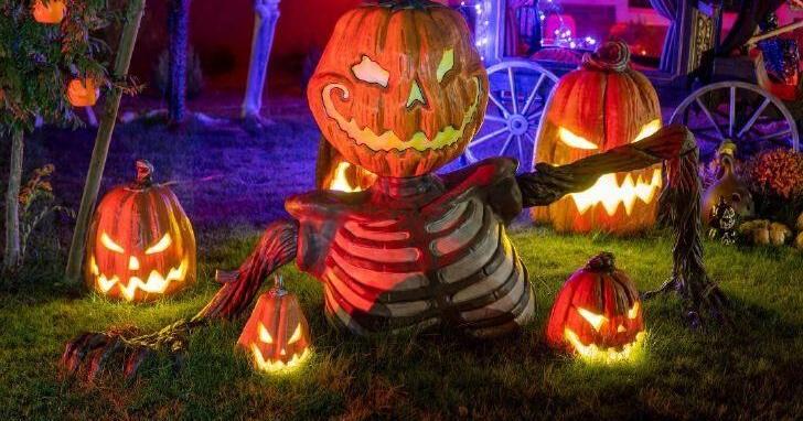 The History of Halloween from Creepy to Candy | Enjoy Life to the ...